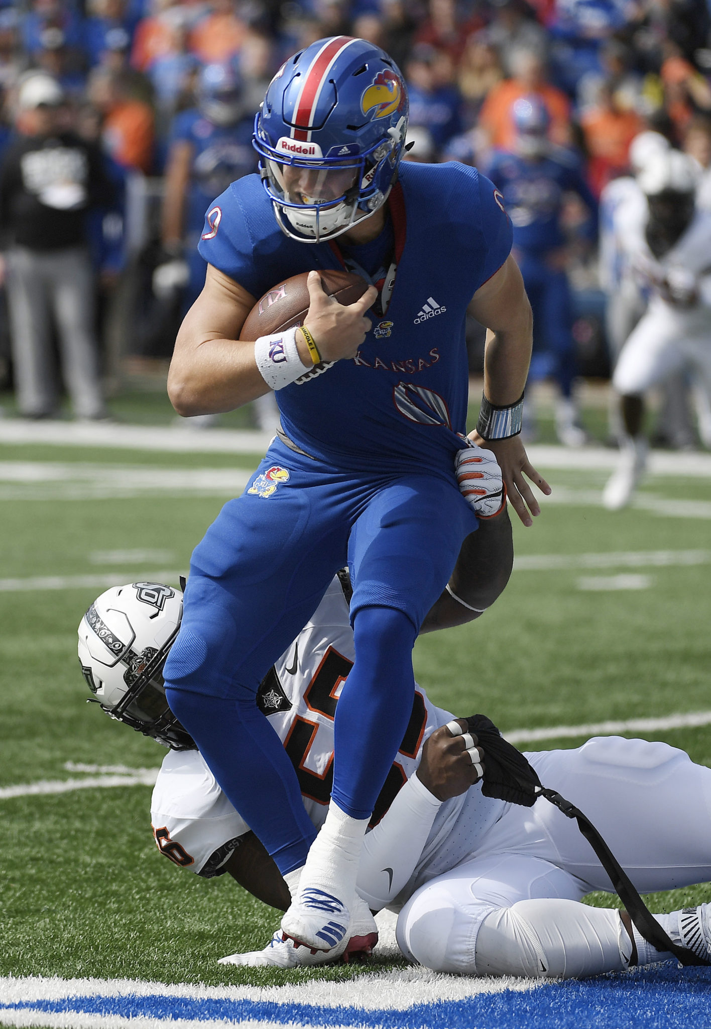 David Beaty sticking with Carter Stanley as KU’s starting QB | News ...